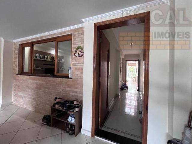 SOBRADO 4 SUÍTES E 2 VAGAS JD. SÃO JORGE