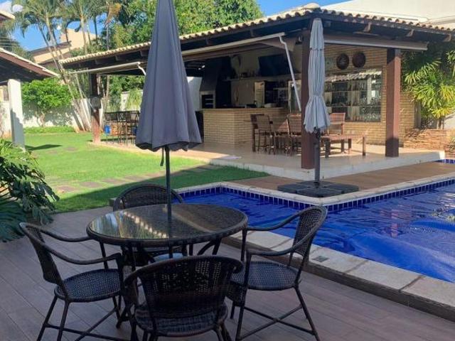 Sobrado 4 suítes Portal do Sol 1 Casa em Condomínio com 4 Quarto s por R$ 2800000.00 no setor Lotea
