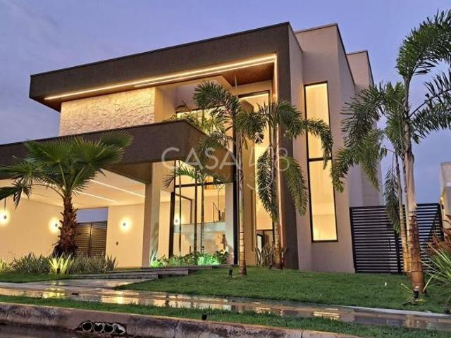 Sobrado 4 Suítes – 270m² Construídos – 470m² Terreno –Portal do Sol Golf Garden
