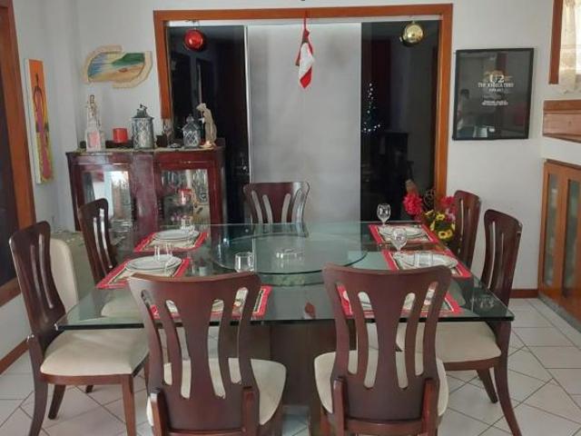 Sobrado 4 qts/2 sts, 4 vagas, Av T 15, Setor Nova Suiça, Goiânia/GO Casa de Rua com 4 Quarto s por