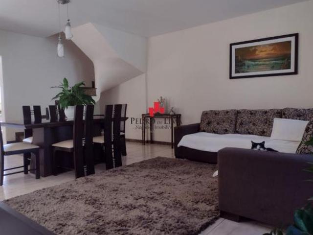 Sobrado 4 quartos, 4 vagas, 300m² Vila Carrão