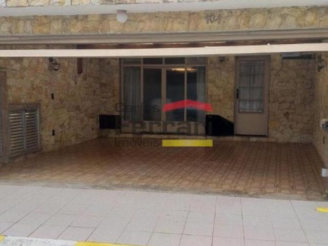 Sobrado 4 quartos 2 suites 3 vagas no Bom Retiro