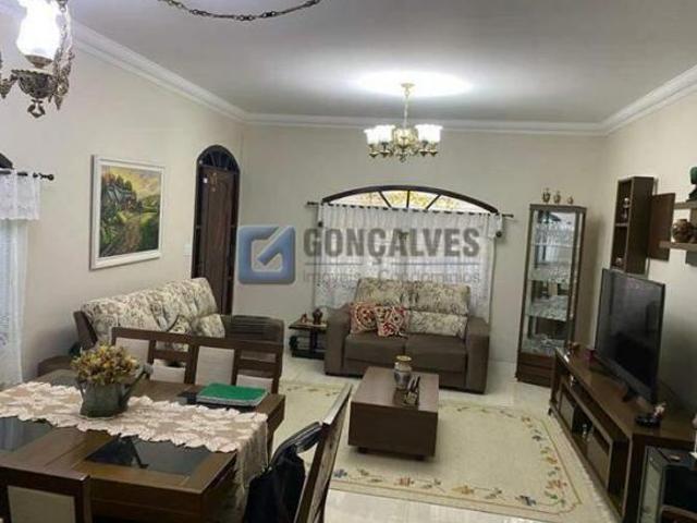 Sobrado 4 Quartos com 2 Vagas à Venda em Nova Petrópolis, São Bernardo do Campo