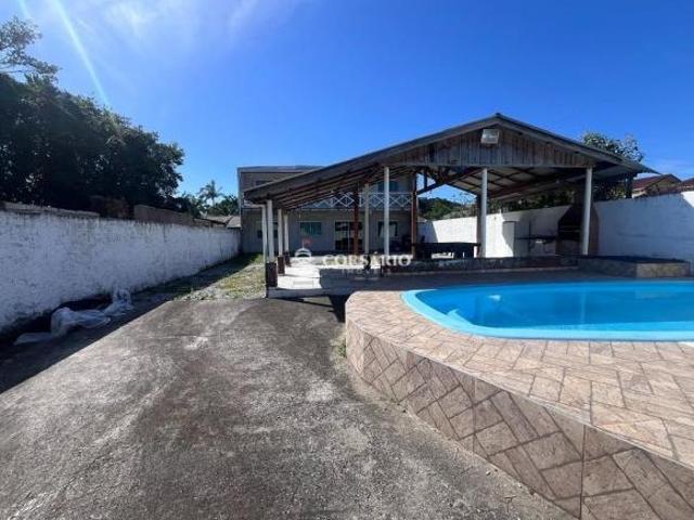 Sobrado 4 quartos com piscina á venda no Primavera