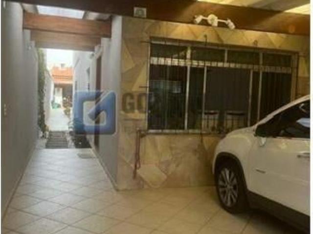 Sobrado 4 Quartos com Quintal e Espaço Gourmet em Rudge Ramos, São Bernardo do Campo – R$ 930.000