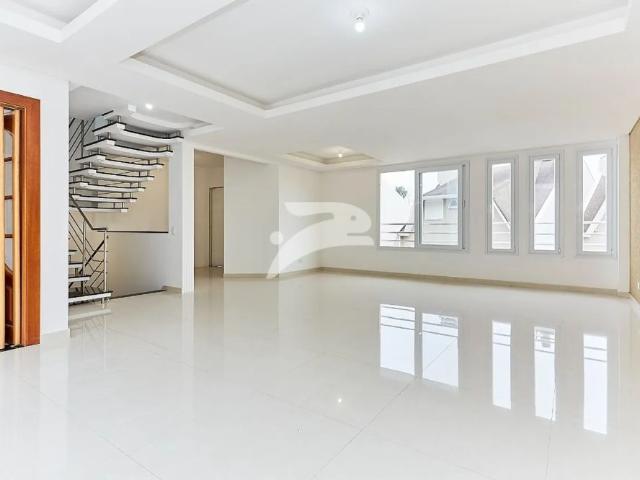 Sobrado 4 Quartos Pilarzinho 312m²