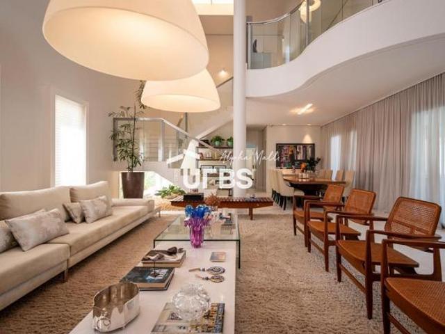 SOBRADO 558,98MT 4 SUITES JARDINS MILÃO