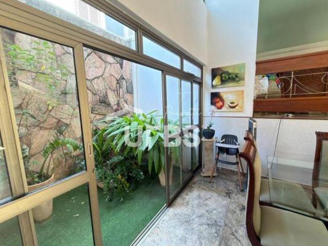 SOBRADO 586MT 5 SUITES SETOR SUL