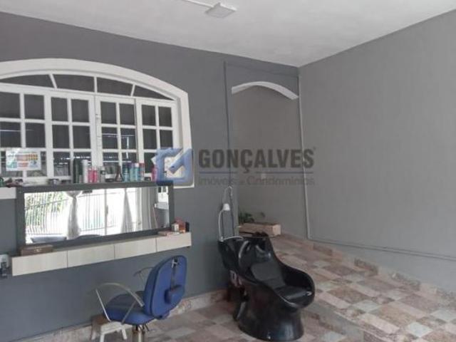 Sobrado 5 dormitórios, 200 mts² no Parque Novo Oratório em Santo André