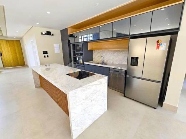 Sobrado 5 Suítes à venda, 346 m² R$ 4.300.000 Costa Nova Caraguatatuba/SP