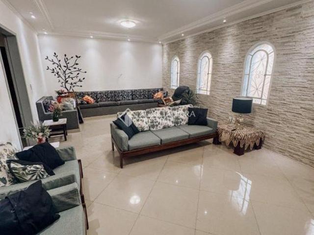 Sobrado 5 quartos, 2 suítes, 4 vagas, São Caetano do Sul