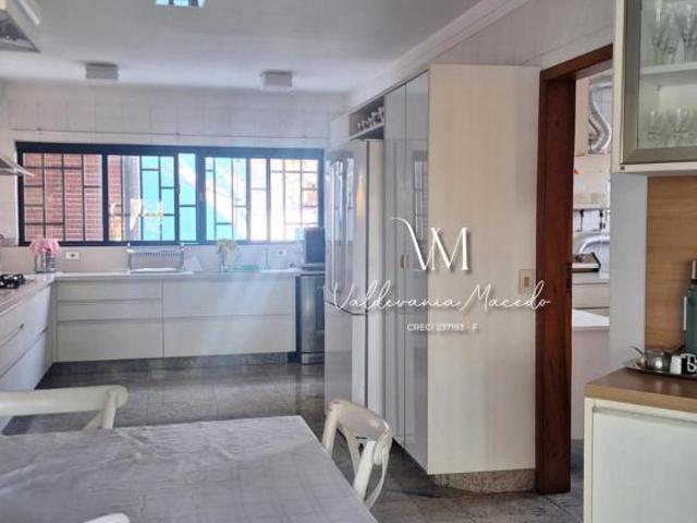 Sobrado 650 m² à Venda | 3 Dormitórios | 3 Suítes | 3 WC | 6 Vagas | Bairro Jardim | São Caetano