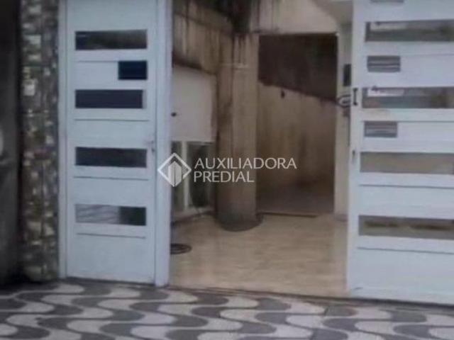 Sobrado 60m², Vila Caiçara Praia Grande,2 Dorms, Quintal com Churrasqueira, 2 vagas e Segurança