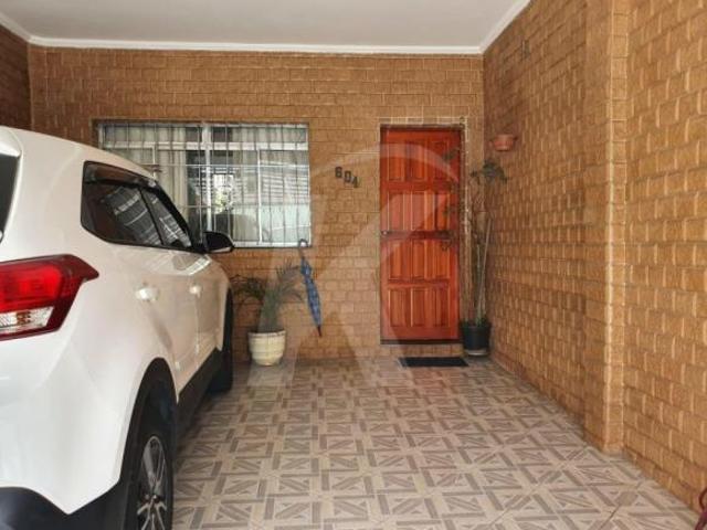 Sobrado 6 quartos, 1 sala e 4 banheiros