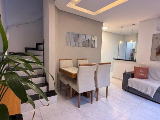 Sobrado 70m² à Venda no Sítio do Campo | 2 Suítes + Quintal com Churrasqueira