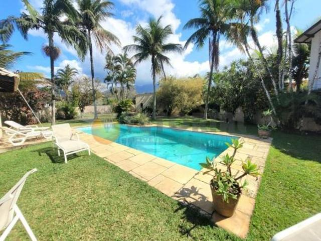 Sobrado 7 dorm 453 m² R$3.500.000,00 Praia do Capricórnio Caraguatatuba/SP