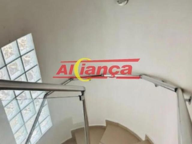 Sobrado 80 m² em condomínio com potencial de ampliação no Tucuruvi