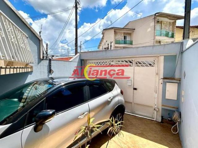 Sobrado 80m², com 2 suítes à venda na Vila Rosália