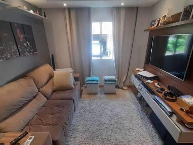 Sobrado 92m² a venda por R$ 450.000,00. 4 quatro dormitórios 1 uma suíte Centro, Canoas/RS