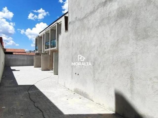 Sobrados 3 Quartos em Condomínio Fechado à Venda no CIC – Conforto, Praticidade e Ótima Localização