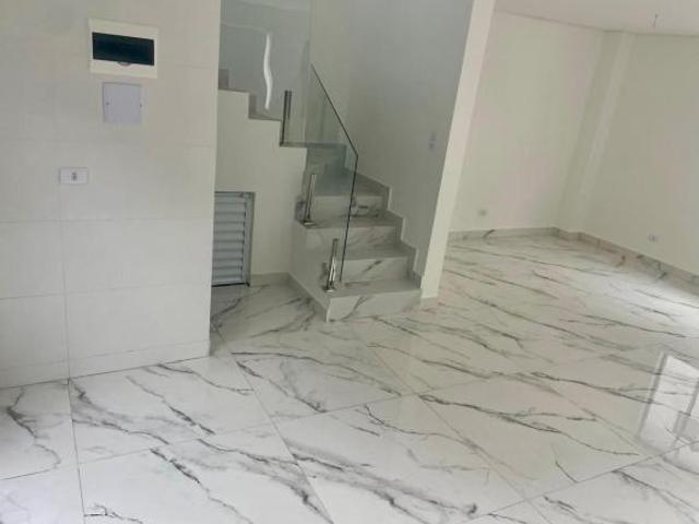 Sobrados triplex novos no Hauer, 3 quartos, suíte, terraço e 2 vagas