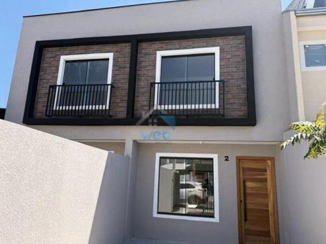Sobrados à venda na região do bairro Vitoria Regia, com dois dormitórios, sala ampla, cozinha, lavab