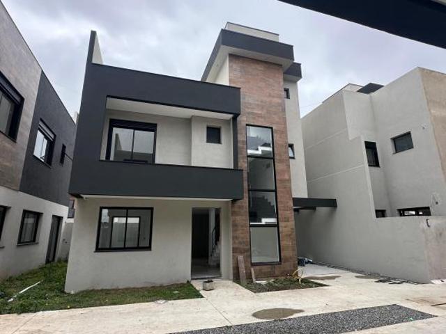 Sobrados Alto padrão no Uberaba com terraço e preparo para jacuzzi