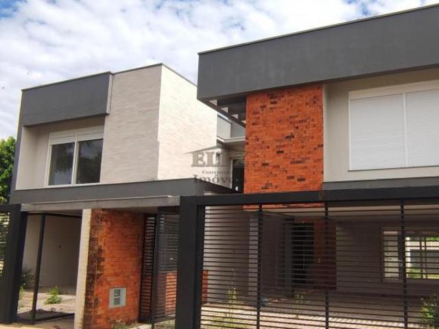 Sobrados com 3 Suítes de 219,52m² e 2 Vagas de Carro lado a lado no
