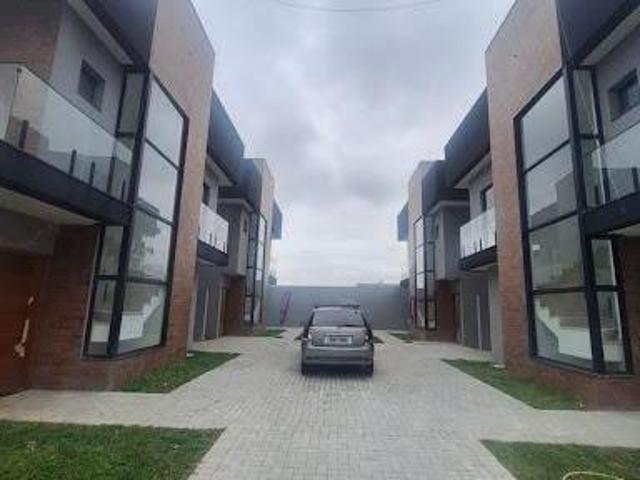 Sobrados com terraço à venda no Cajuru 3 dormitórios 1 suíte, 109 a 117m² | Condomínio fechado |