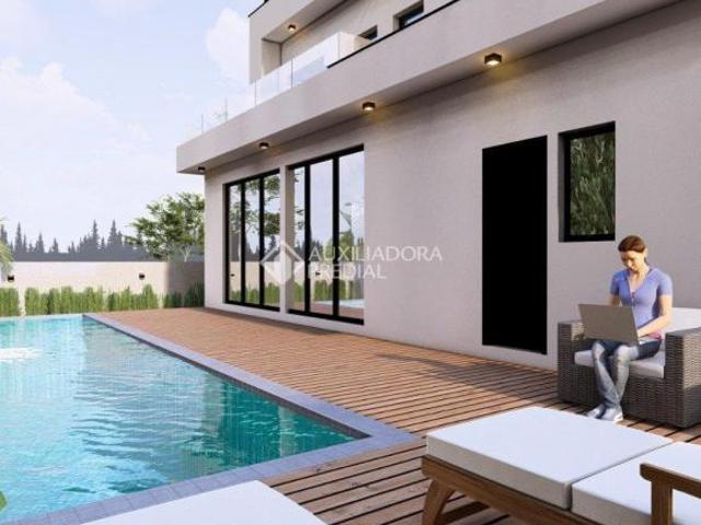 sobrados em condominio Alta Vista