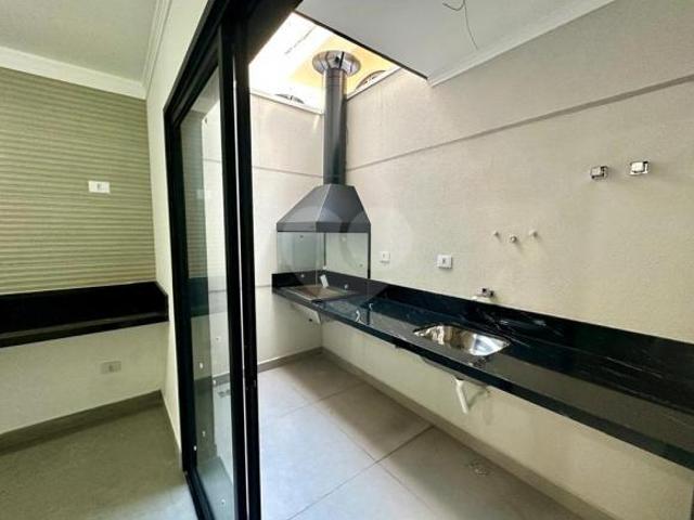 Sobrados novos 3 suítes e 2 vagas em Santana