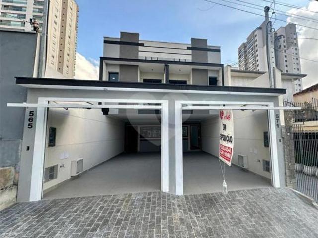 Sobrados novos 3 suítes e 2 vagas em Santana