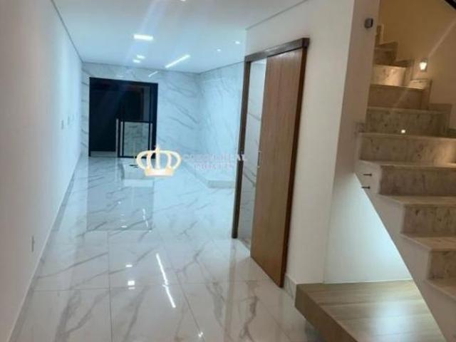 SOBRADOS NOVOS COM 3 SUITES, APENAS 600M DO METRO PENHA