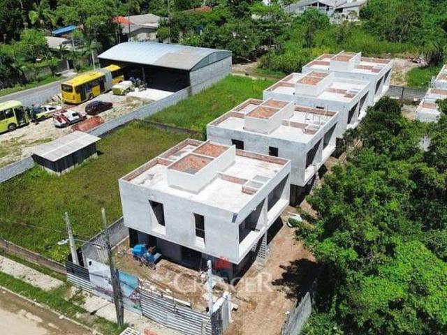 Sobrados NOVOS com 02 quartos à venda em Caiobá