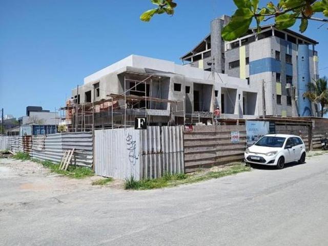 Sobrados perto do mar para investimento Matinhos