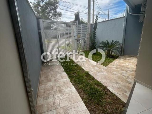 Sobrado/triplex em Araucária