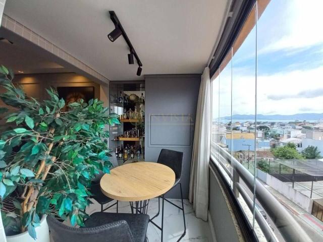 Sobre apartamento com 122 m² em Florianópolis SC