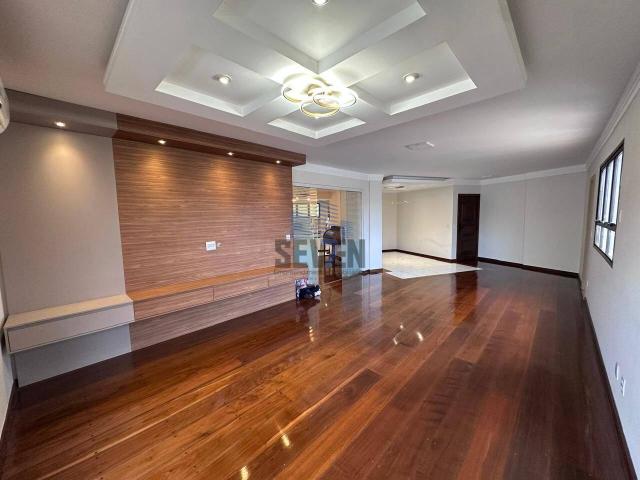 Sobre apartamento com 190 m² para alugar ou à venda em Bauru SP