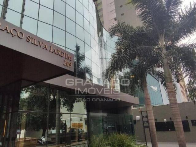 Sobre apartamento com 217 m² em Maringá PR