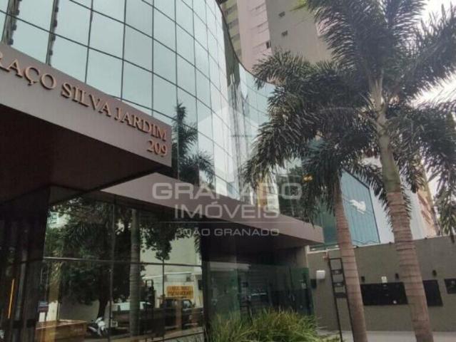 Sobre apartamento com 217 m² em Maringá PR