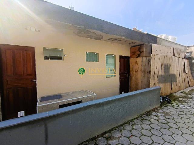 Sobre apartamento com 35 m² em Florianópolis SC