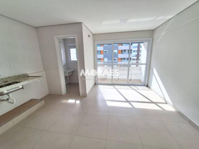 Sobre apartamento com 49 m² para alugar ou à venda em Bauru SP