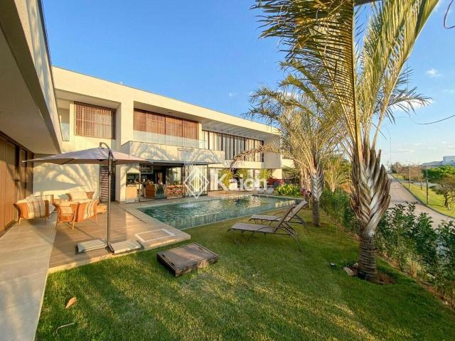 Sobre casa com 420 m² para alugar ou à venda em Itu SP