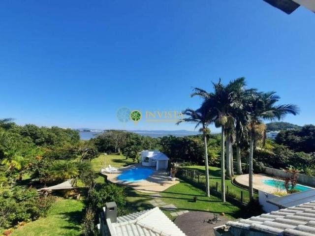 Sobre casa com 485 m² em Florianópolis SC