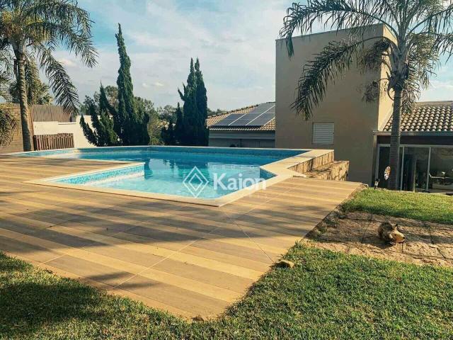 Sobre casa com 548 m² em Salto SP