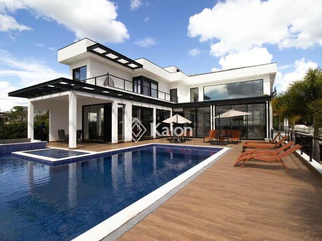 Sobre casa com 658 m² em Itu SP