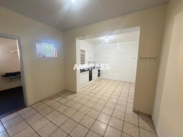 Sobre casa com 80 m² para alugar ou à venda em Bauru SP