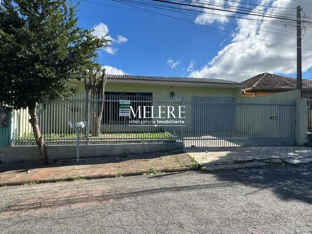 Sobre casa com 100 m² em Curitiba PR