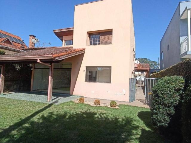 Sobre casa com 190 m² para alugar ou à venda em Cotia SP