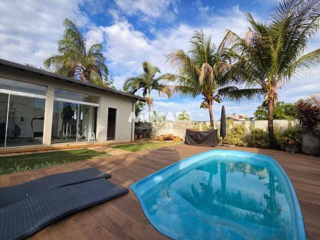 Sobre casa com 210 m² em Piratininga SP